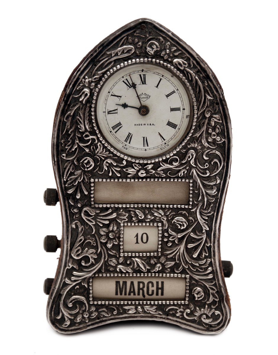Miniaturní stolní hodiny s mechanickým kalendářem, Parker Clock Co ...